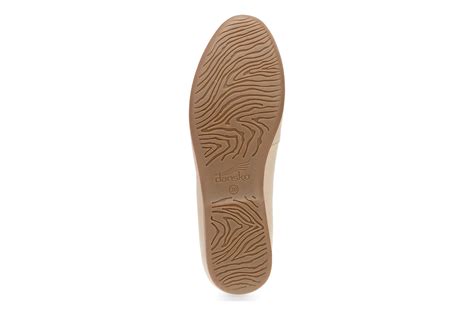 Lorri The Walking Company