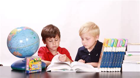 ЕК отчита нужда от подобряване на образованието в България Новини бг