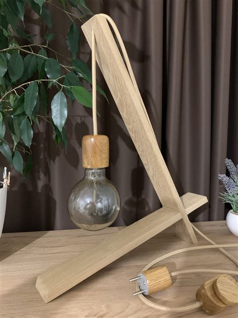 Настольная лампа из дерева своими руками