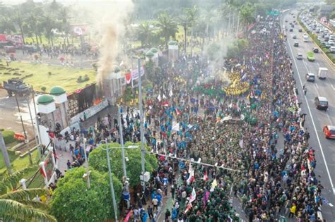 Demo Hari Ini Mengapa Garuda Pancasila Digunakan Dalam Peringatan