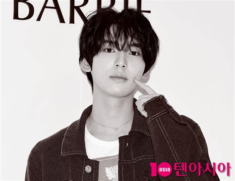 Ten포토제로베이스원 한유진 눈빛으로 말해요 텐아시아