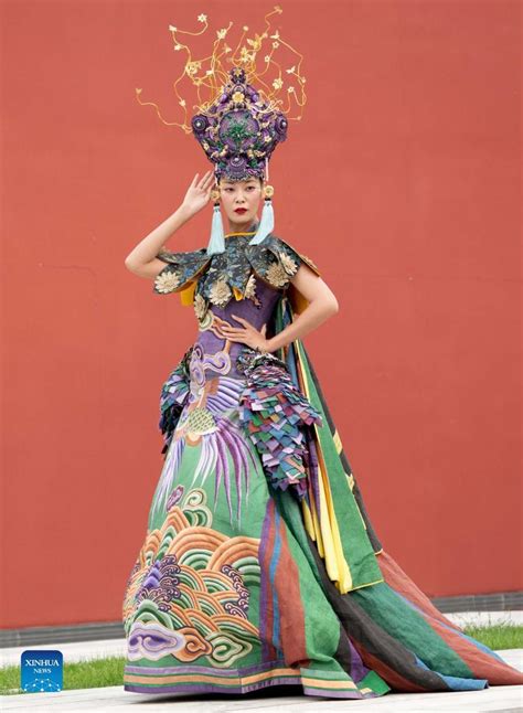 Highlights Of Beijing Fashion Week Peoples Daily Online