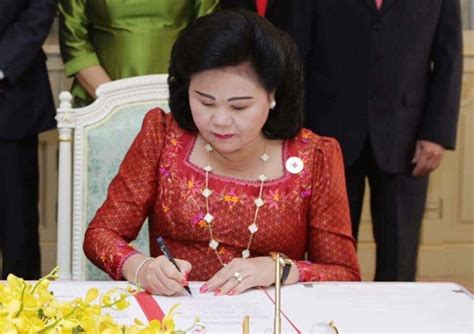 សម្តេចកិត្តិព្រឹទ្ធបណ្ឌិត ប៊ុន រ៉ានី ហ៊ុនសែន ផ្ញើសារលិខិតថ្វាយព្រះរាជសព្ទសាធុការពរ