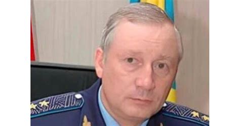 Си Ен Ен Бивш руски генерал е открит мъртъв в дома си до него има и труп на жена