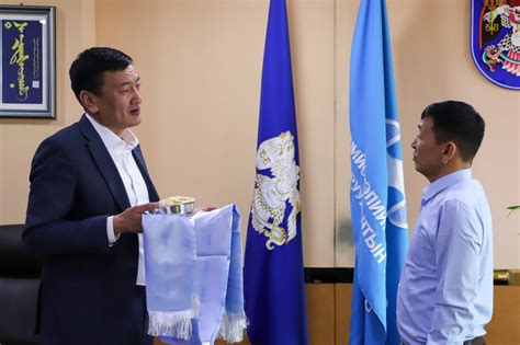 Санхүү аж ахуйн хэлтсийн Жолооч М Даваасүрэн гавьяаны амралтдаа гарлаа