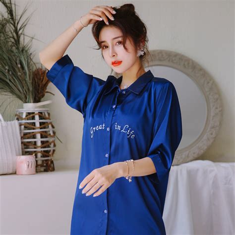 明星同款丝绸白衬衫睡衣女长款夏季性感冰丝宽松韩版真丝开衫睡裙 阿里巴巴