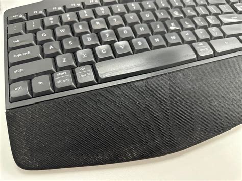 Logitech K850 Keyboard 電腦＆科技 電腦周邊及配件 電腦鍵盤及相關產品 Carousell