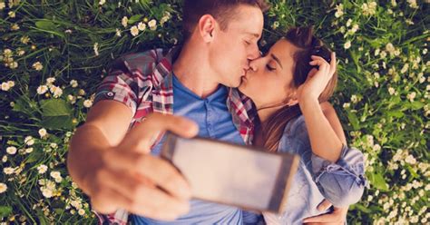 The Kissing Disease What To Know About Mono Ochsner Health