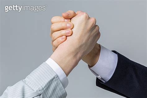 한국인 건설업 산업 팀워크 파트너십 팀워크 함께함 컨셉 협력 협력 컨셉 팀워크 협력 합의 컨셉