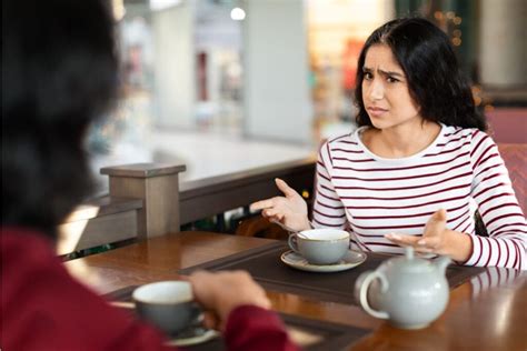 One Person Refuses To Split The Bill Evenly After Not Ordering An