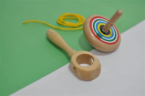 Pião Mágico Em Madeira Fábrika Dos Sonhos Casa Do Brinquedo