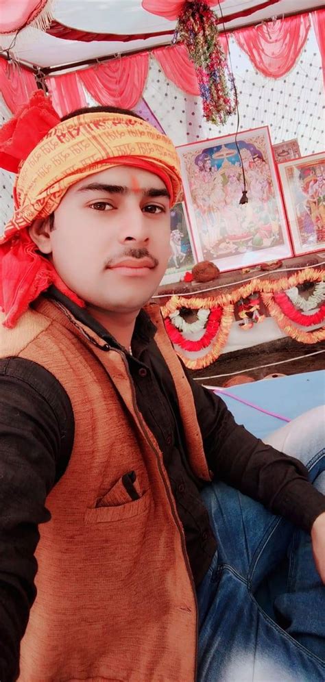Singer Pradeep Tripathi