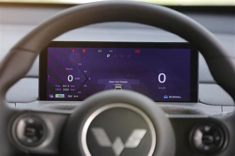 Wuling Cloud 2026 Price Review Specifications And Februari Promo Zigwheels Indonesia