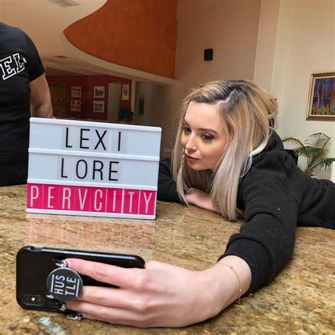 Lexi Lore Biography Age Images Height Figure Net Worth Bioofy
