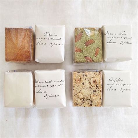 Treuekarte에 있는 Jasmine Löttker님의 핀 명함 디자인 명함 카페 메뉴 보드