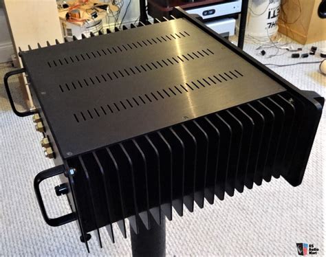 Classe 15 In Black Photo 4277356 Us Audio Mart