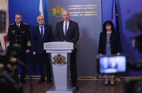 Дания ни плати за помощта за Украйна