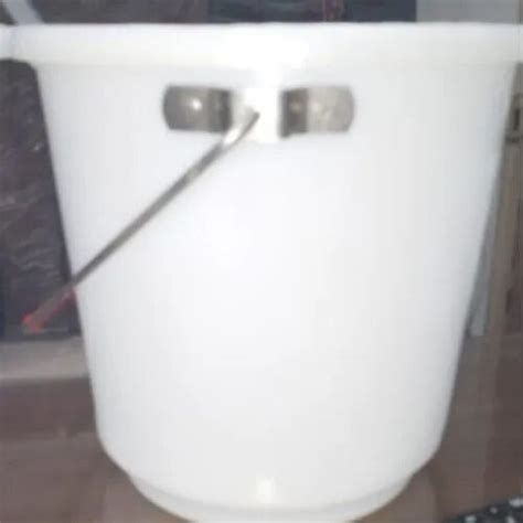white pp plastic buckets for industrial feature with handle at rs