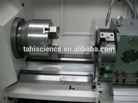 소형 Cnc 터렛 Cnc 선반 기계 Ck6130a 의 고품질 소형 Cnc 터렛 Cnc 선반 기계 Ck6130a