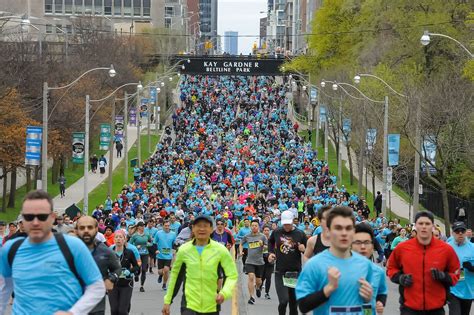 Sporting Life 10K returns as 10,000 runners take to Toronto's Yonge St ...