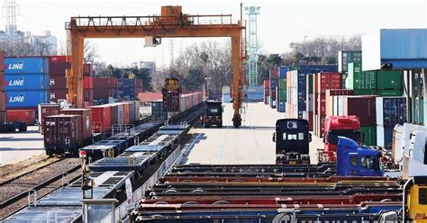 화물열차 컨테이너 하역작업