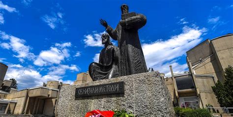 „СВЕТИ СВЕТИ КИРИЛ И МЕТОДИЈ“ НЕ Е ИСТО СО „СВЕТИ КИРИЛ И МЕТОДИЈ“ ТВРДИ ВЛАДАТА КОЈА НА