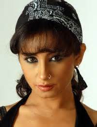 Divya Dutta Kiss Scene In Hisss Movie Laddi Web