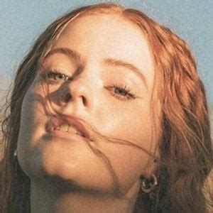 Faith Collinss Instagram Twitter And Facebook On Idcrawl