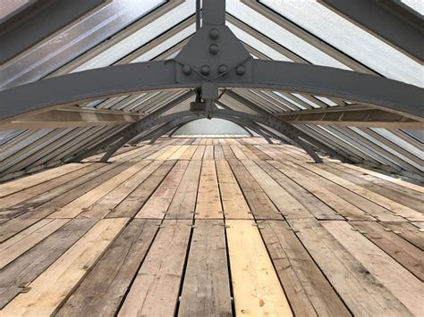the lock up internal crash deck ashdurn scaffolding