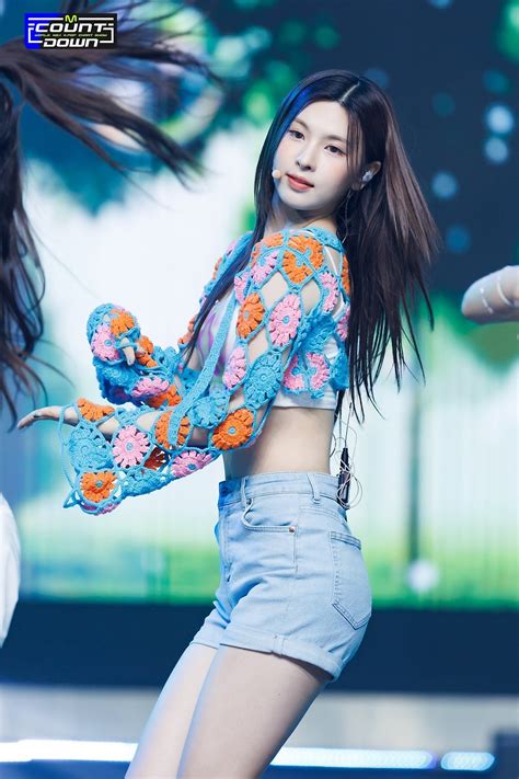bae jin sol r nmixx hotties