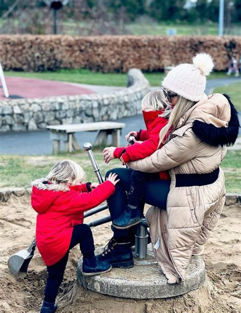 Rosanna Davisons Fans All Say Same Thing About Adorable Video Of Twins Saying I Love Mummy