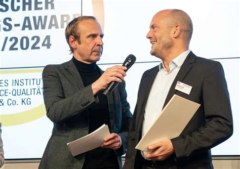 And The Award Goes To ⭐︎ Sylvia Bublies ⭐︎