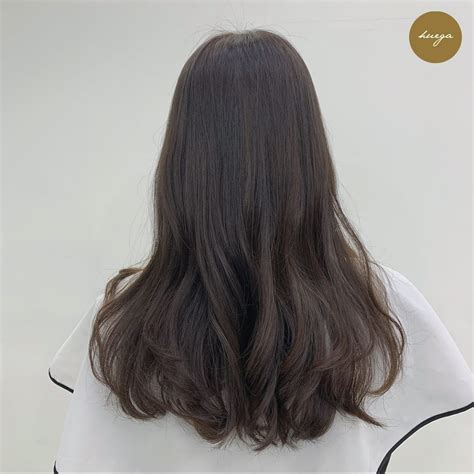 휴가스튜디오 실장 제니💘신사동미용실 탈색 On Instagram “3달전에 다크브라운하셨지만 탈색1번으로 붉은기빼구 애쉬브라운 염색 성공 🎶 레니쌤 컬러레시피로 염색을