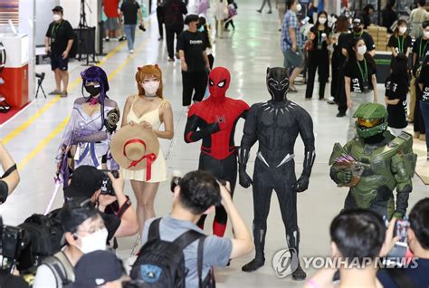 서울 팝콘에 등장한 코스프레 연합뉴스