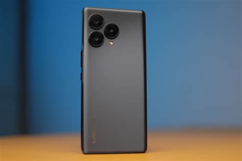 Lava Blaze Curve G Review Awesome Design Unpolished Cameras Fossbytes