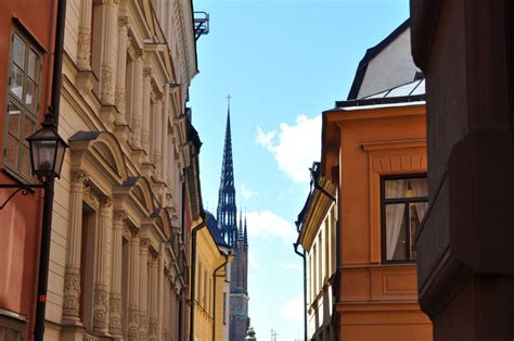 무료 이미지 건축물 도로 거리 집 골목 시티 도심 색깔 정면 하부 구조 이웃 도시 지역 3216x2136 143838 무료 이미지 Pxhere