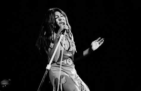 Tina Turner Her 20 Greatest Songs And Performances In Order The