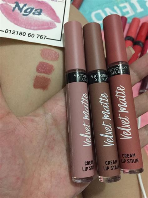 Victoria Secret Velvet Matte Lipstick