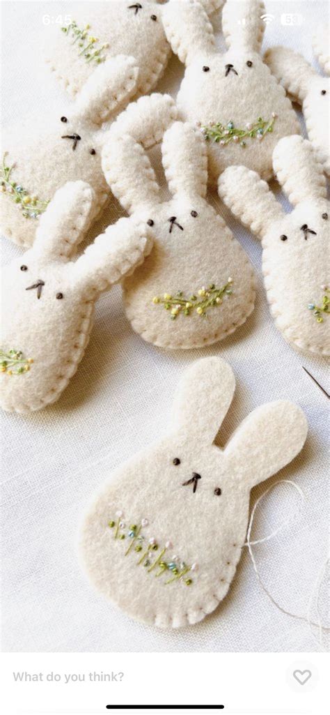 Pin By Lori Medlin Casagrande On Needle And Thread Felt Easter Crafts Felt Crafts Diy Felt Crafts