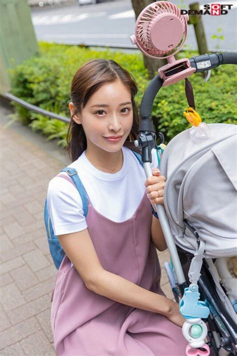 後ろで旦那が子供抱いてるのに他人とSEXする最近の奥様達 part2 お宝エログ幕府