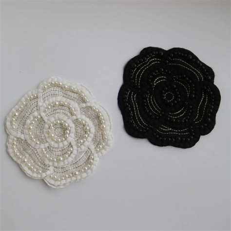 의류용 한정 진주 꽃 패치 Diy 바느질 꽃 자수 모조 다이아몬드 아플리케 코트 의류 장식 1 개