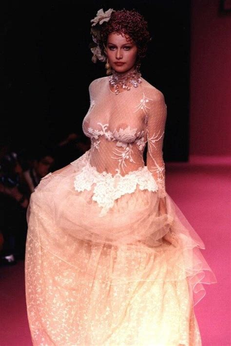 Laetitia Casta Dailyhott Pajillerosnanisthareman