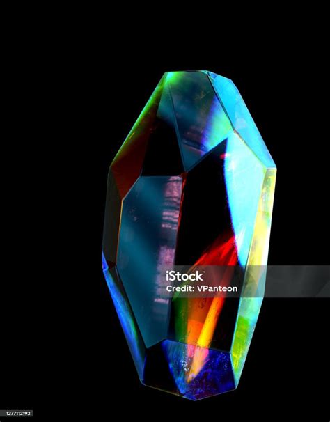 미네랄 스톤 텍스처 블랙에 고립 된 추상보석 무지개 빛깔의 크리스탈 3d 렌더링 검정색 배경에 대한 스톡 사진 및 기타 이미지 검정색 배경 석영 결정체 Istock