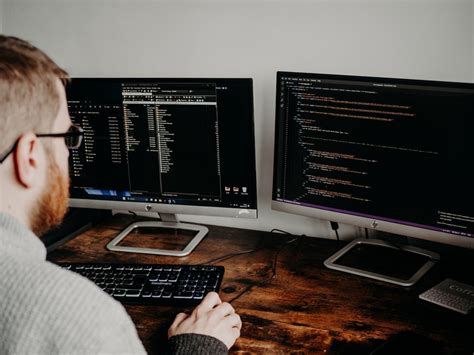 5 Cara Memilih Platform Pembuat Website Yang Tepat Untuk Bisnis Anda