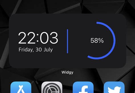 A Simple Widget I Made With Time Date And Battery Info Simple But Really Happy With This R