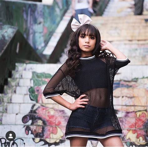 Pin de Maria Helena em Gabby souza Moda meninas pré adolescentes