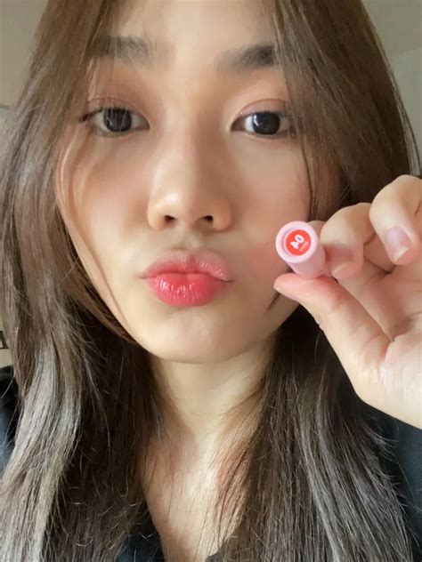 ลิปบลาบลาบาล์มสีไหนดี🍅 แกลเลอรีที่โพสต์โดย Immiew🎀 Lemon8