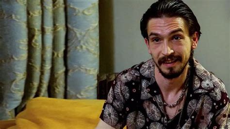 Cinsiyet Değiştiren Çukurun Timsah Celili Bu Sefer De Sütyenli Pozunu