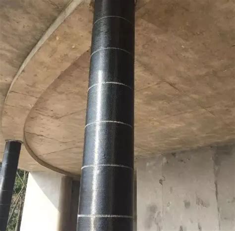 Concretr Columns Strengthened With Cfrp Fabric