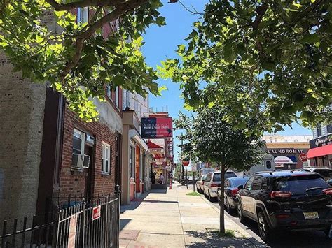 Jwstagram Trên Instagram 오늘은 새로운 거주지로 이동완료☀️☁️🌈” Street Street